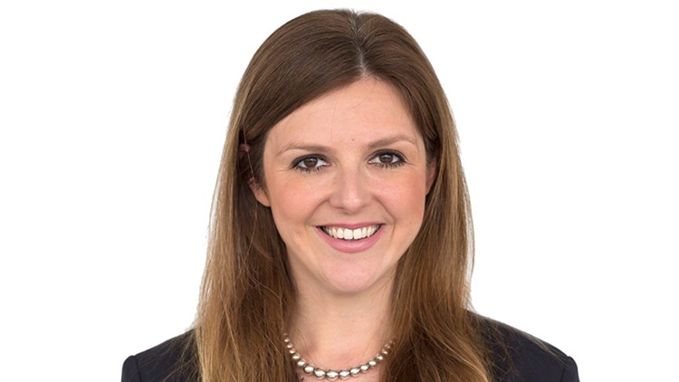 Lauren - Director - Global Advisory - Rothschild & Co