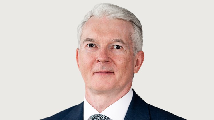Stephen Llewellyn | Managing Director | Global Advisory | Rothschild & Co